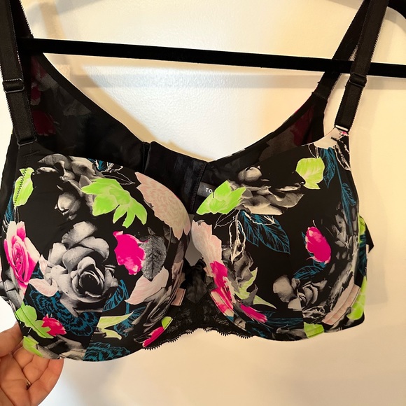 torrid | Intimates & Sleepwear | Torrid Bra Black Floral 44b | Poshmark